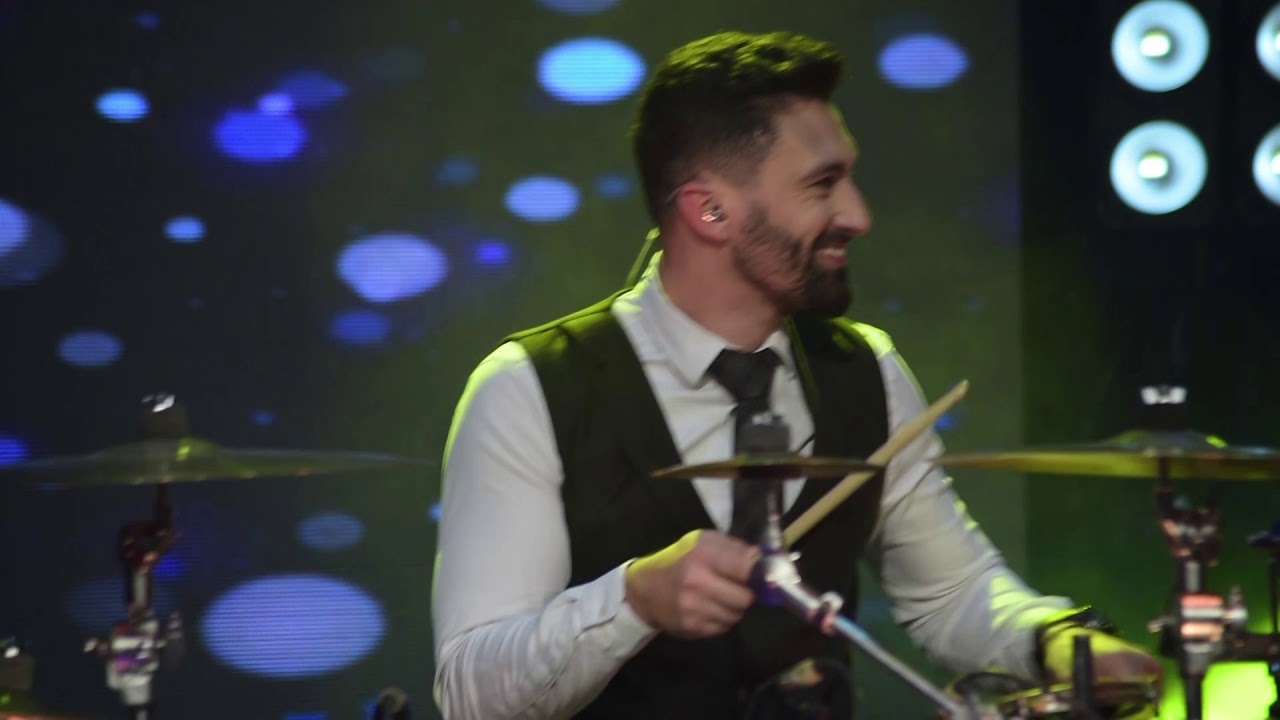 Bravo Band - Dano Danice & Zaklina (LIVE Cover) - YouTube