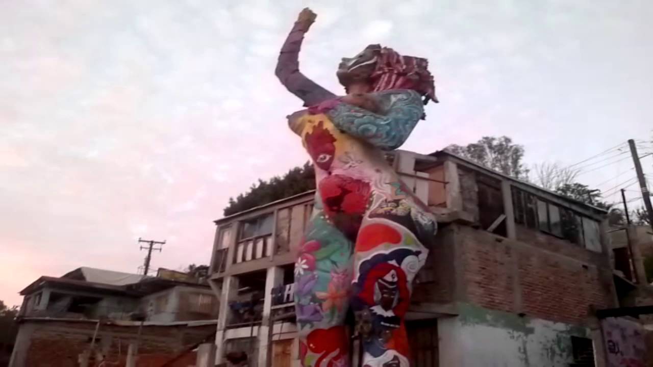 la mujer blanca de tijuana - YouTube