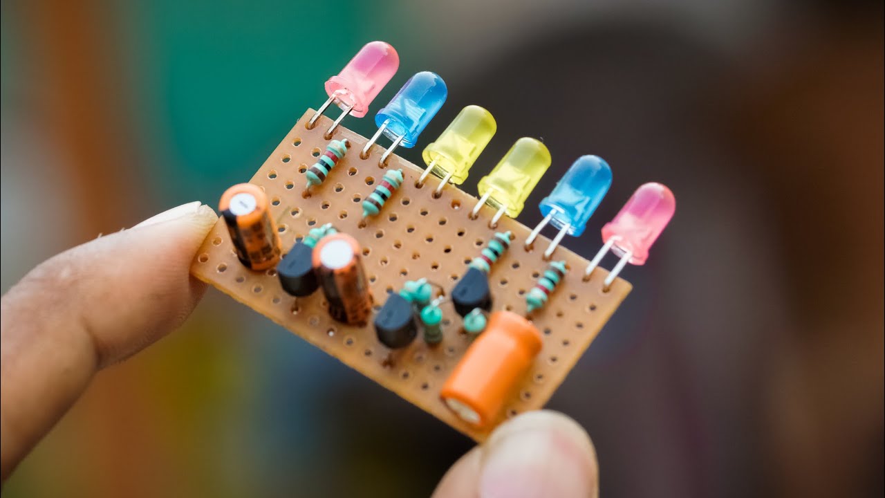 Cool Lighting Circuit with BC547 Transistors - YouTube
