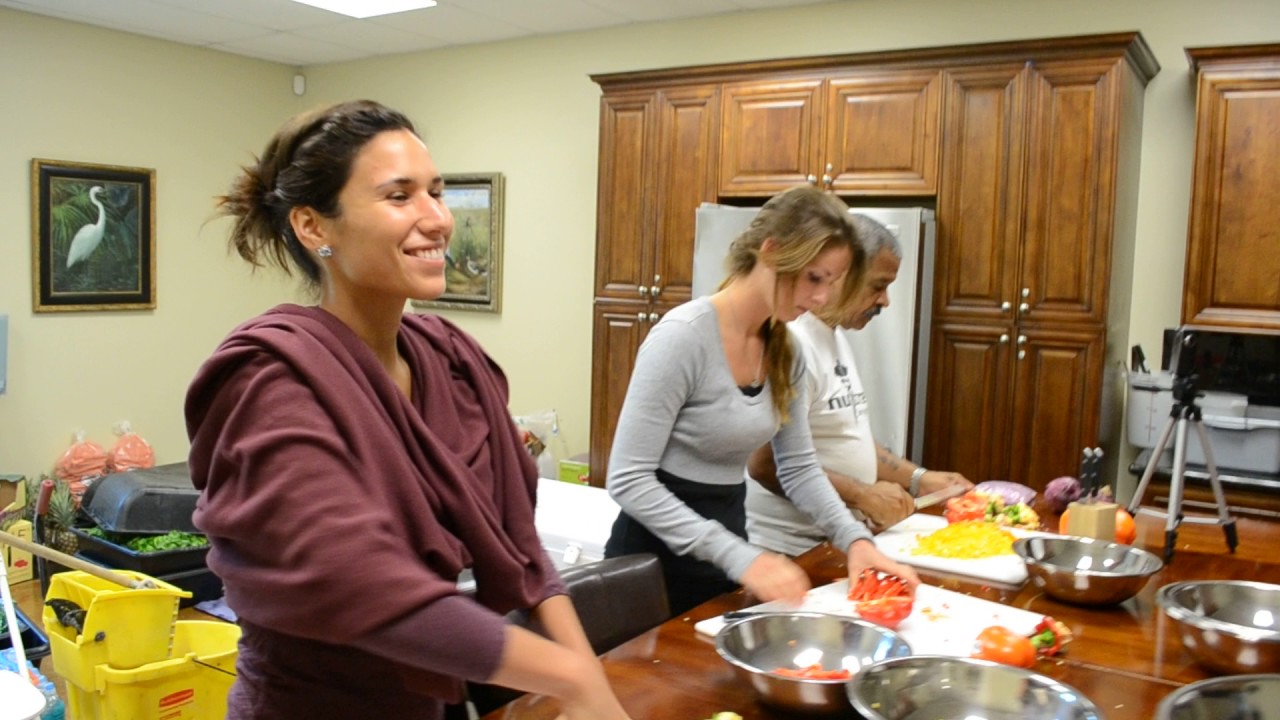 The Life Regenerator Dan McDonald Raw Food Salad - YouTube