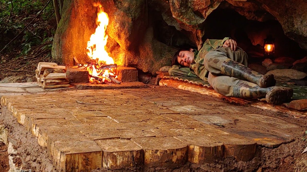 Build the perfect shelter in the cave, cook, sleep overnight/survival ...