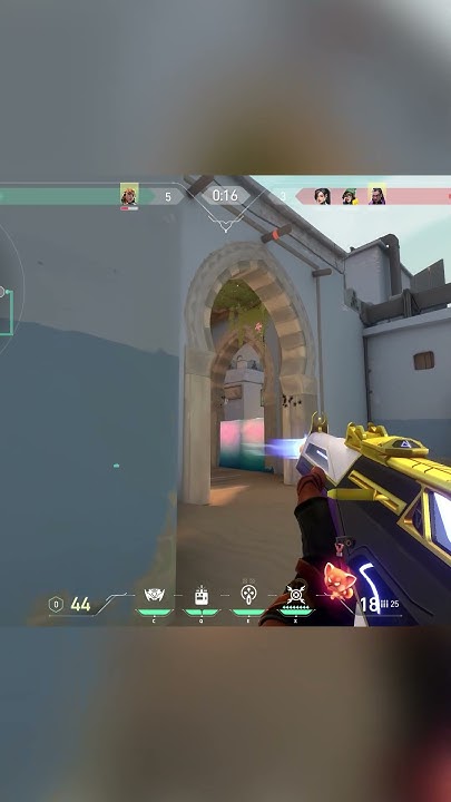 I got into a match with the #1 Raze Player - YouTube