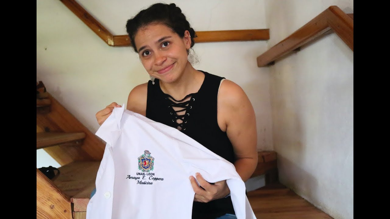 Amaya Coppens: yo decidí quedarme para seguir en las calles - YouTube