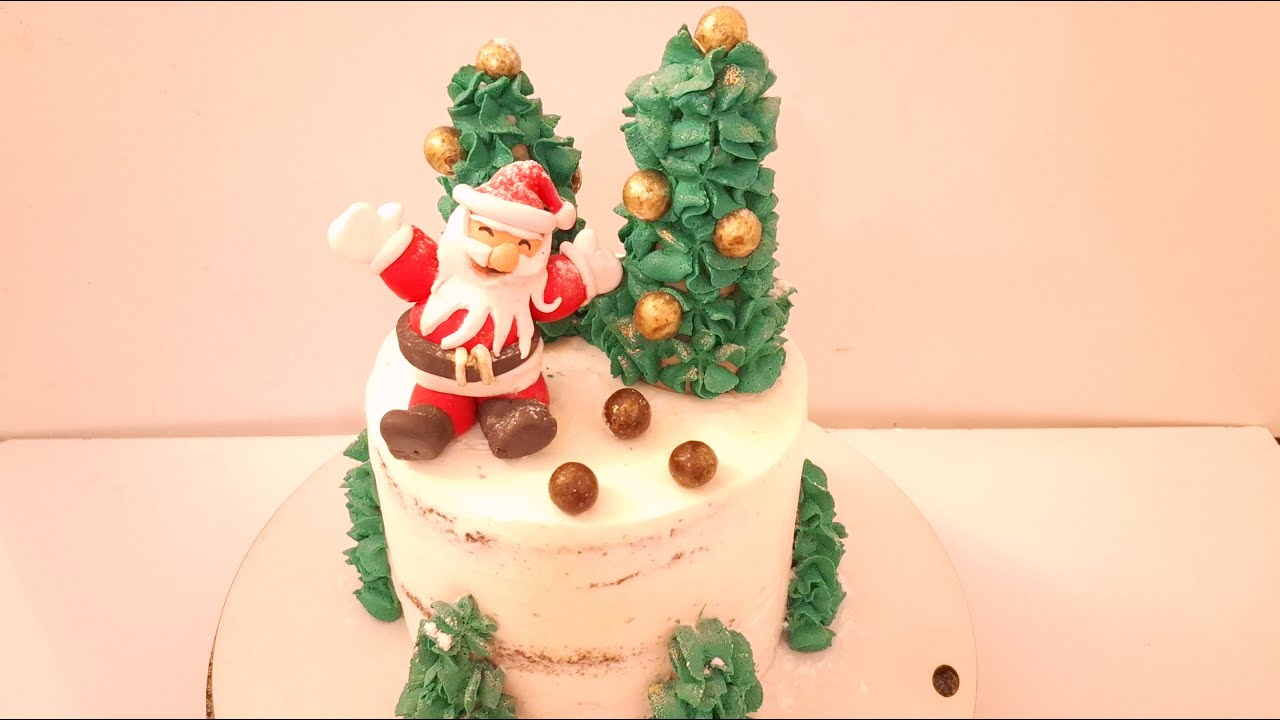 5 Easy Steps to Create a STUNNING Christmas Cake! - YouTube