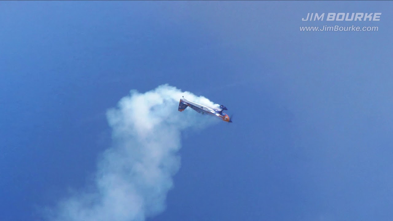 Jim Bourke Airshows 2017 ICAS Promo - YouTube
