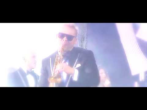 ULTRA SAX GUY