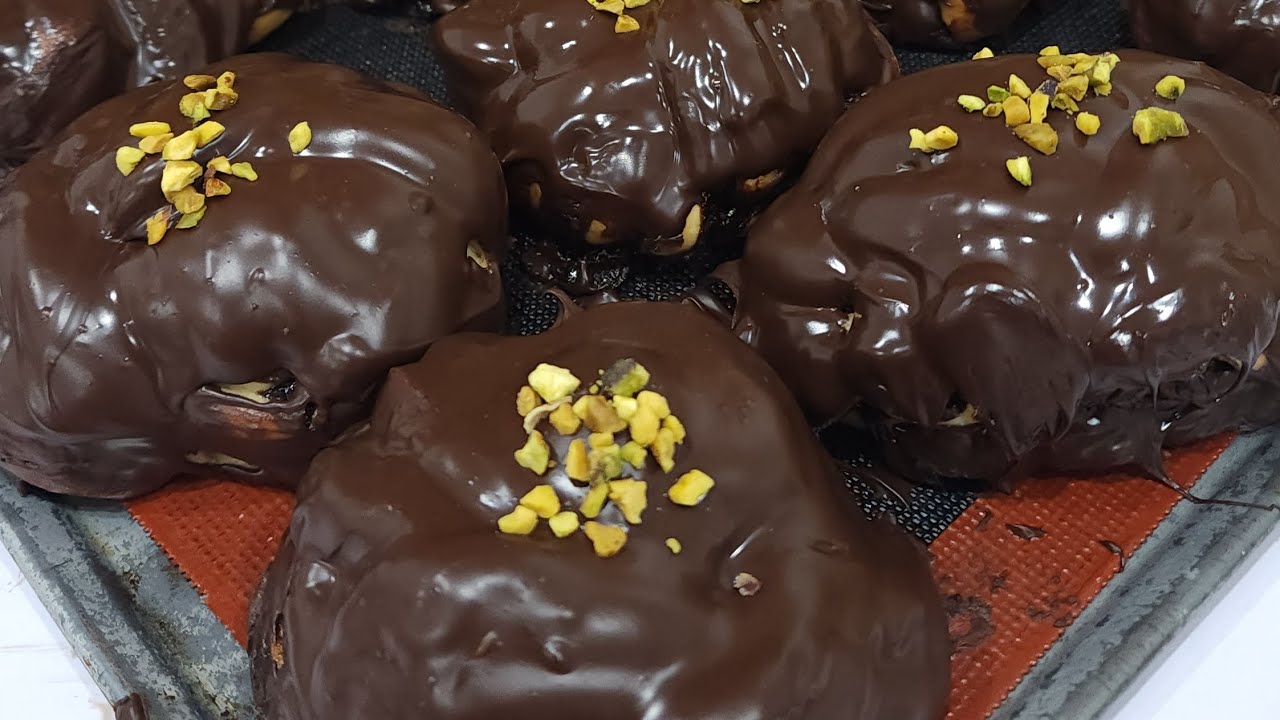 GAWA KA NA NG GOLD!! SOFT AND CHEWY CHOCOLATE BREAD RECIPE - YouTube