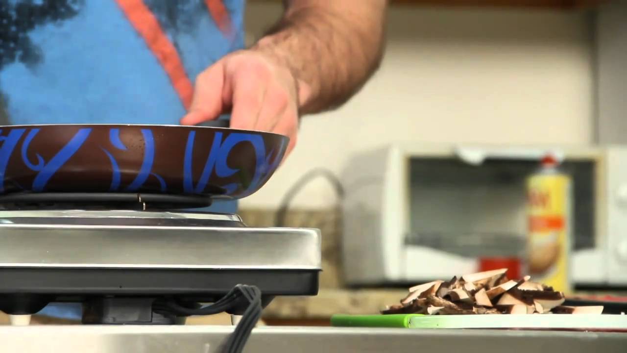 Click 'N Cook 'N Action - YouTube