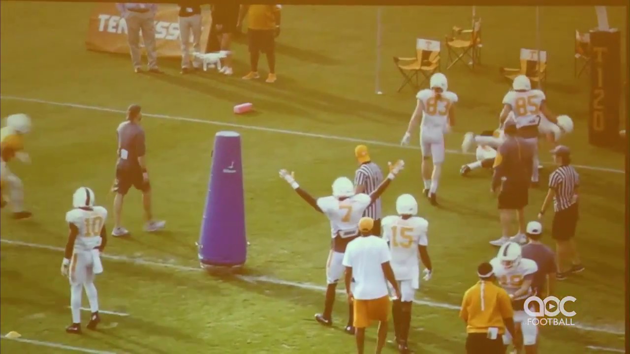 Butch Jones - 2 Drills for Toughness - YouTube