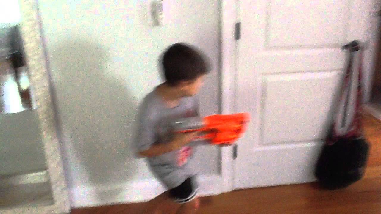Epic nerd war - YouTube