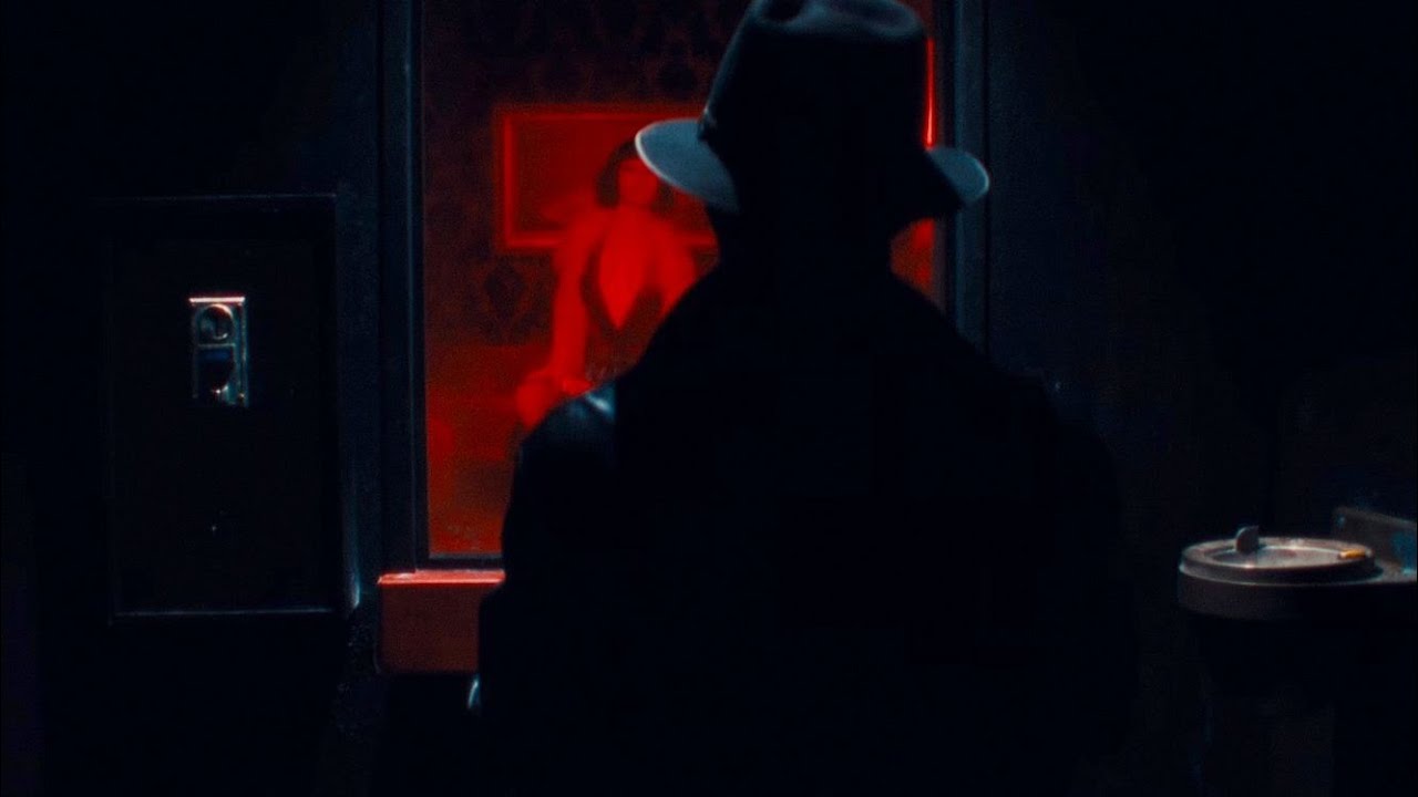 MaXXXine | Show World dance scene - YouTube