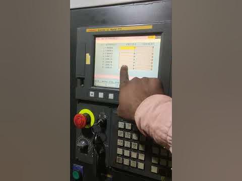 Marshall machine double spindle tool life monitoring - YouTube