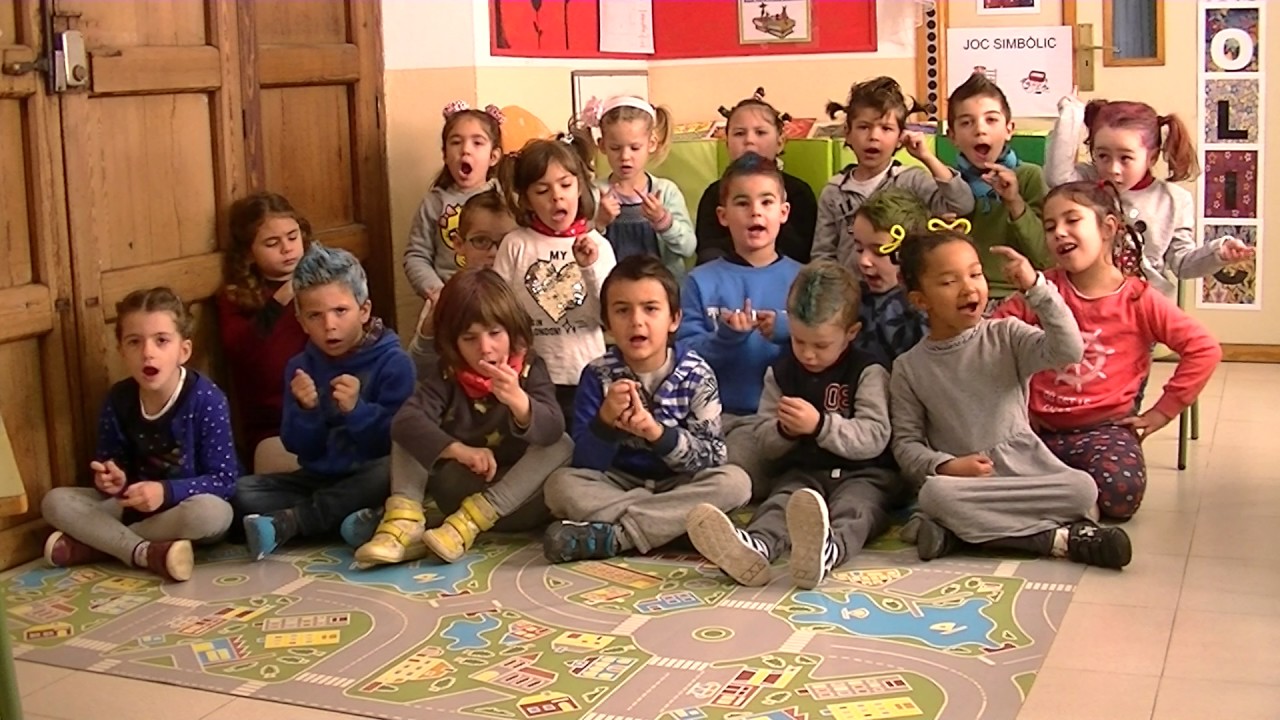 DADDY FINGER CHANT - YouTube