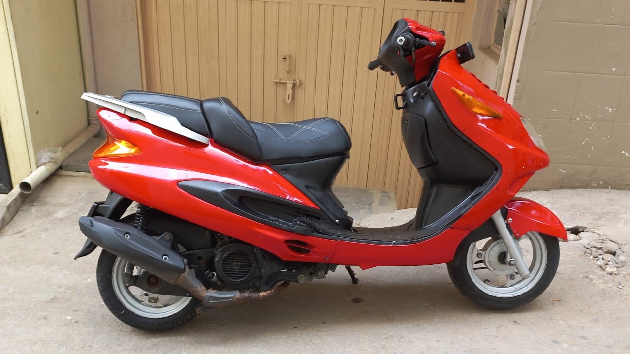 Engine Sound and exhaust note of KINETIC BLAZE " 2006 " MODEL. - YouTube