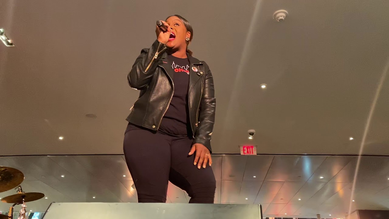 Raena White performs "When You're Good to Mama" at Broadway Under the ...