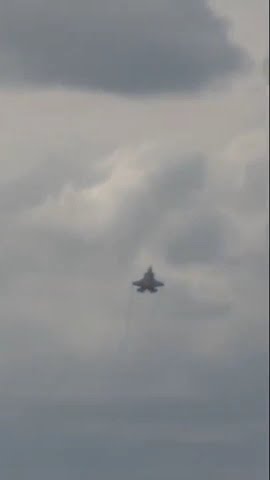 F-15 & F-35 Blast Off in Vertical Take off at RAF Lakenheath – Insane ...