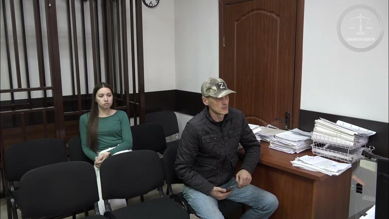 Суд назначил административный арест мужчине устроившему