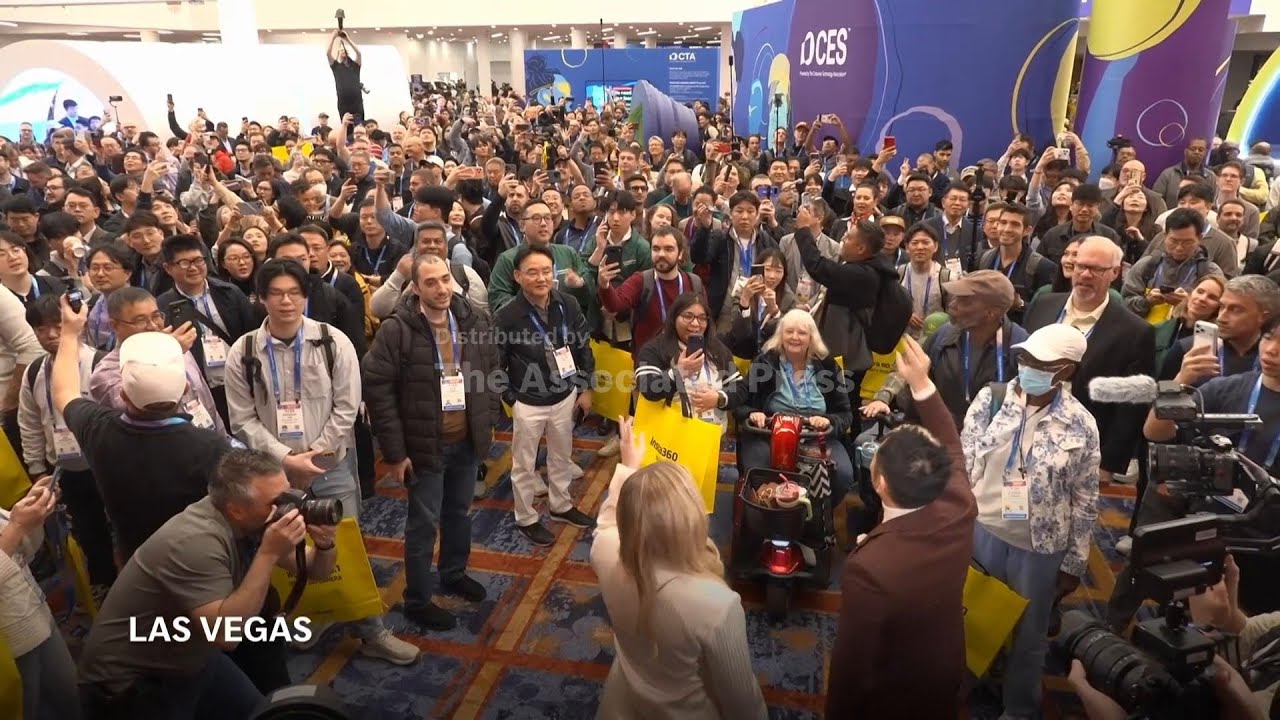 CES technology show opens to the public in Las Vegas - YouTube