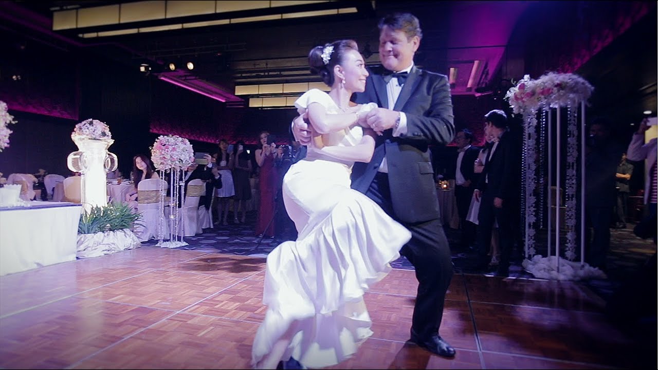 Wedding First Dance May & John - YouTube