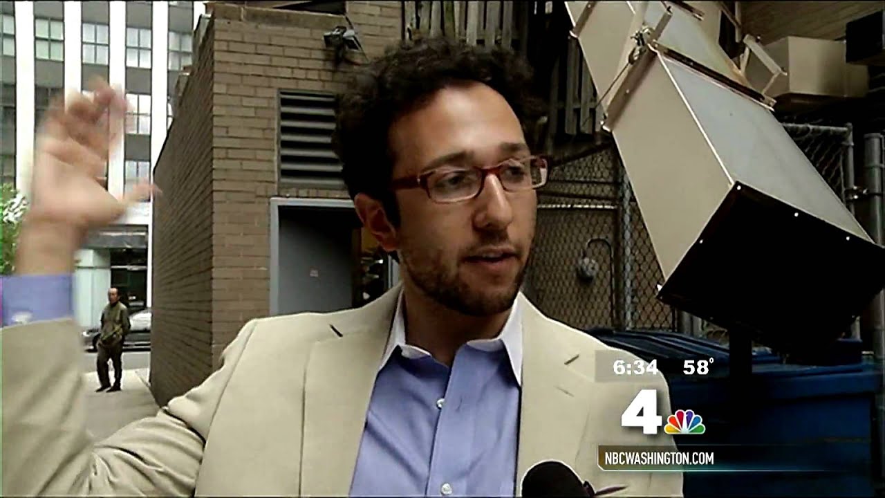 WRC-TV NBC News 4 at 6 pm - Ventilation Shaft Story - 4-28-10 - YouTube