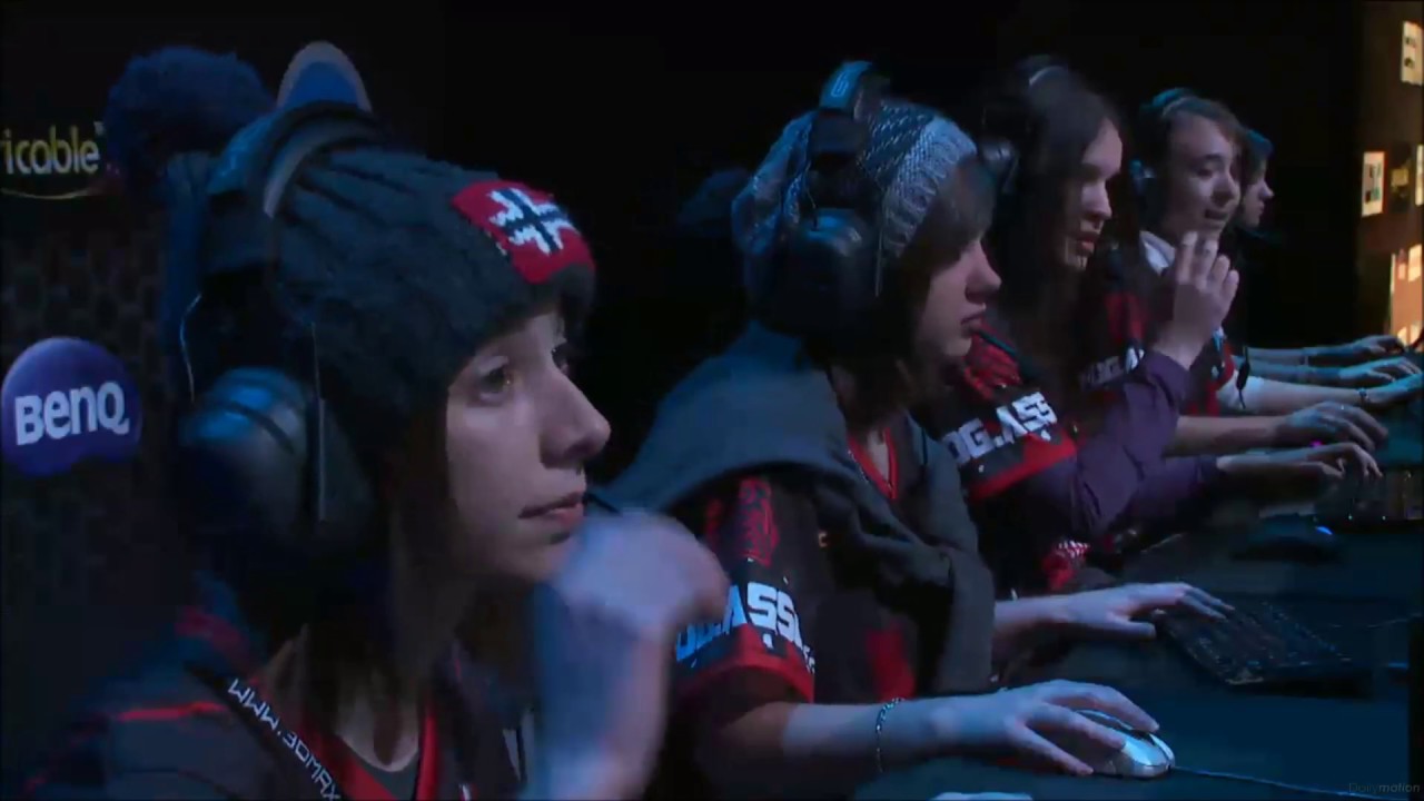 ESWC France 2012 - CS:GO Girls Final - YouTube