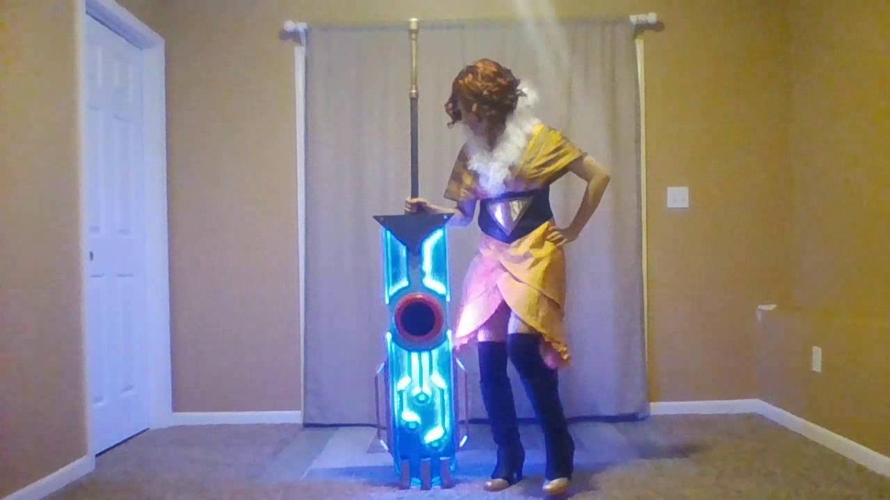 Transistor - 2nd Anniversary Prop Demonstration - YouTube