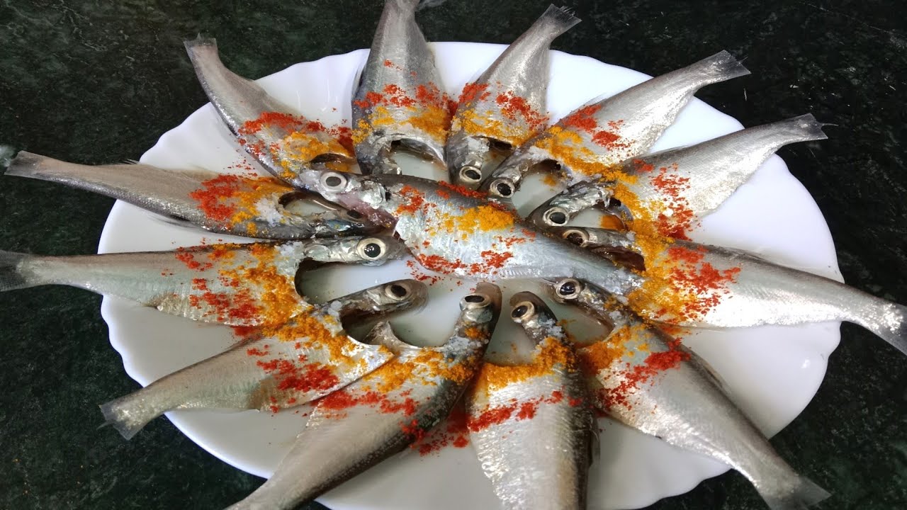 কম সময়ে মাছের এই রেসিপি একবার বানিয়ে দেখতে পারেন | Chapila macher ...