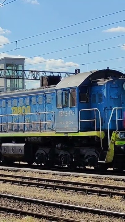 !Pozdrawiam mecha za machnięcie głową! EU07-121+TEM2-XXX wjeżdżają z węglarkami CTL i TABOR RAIL ...