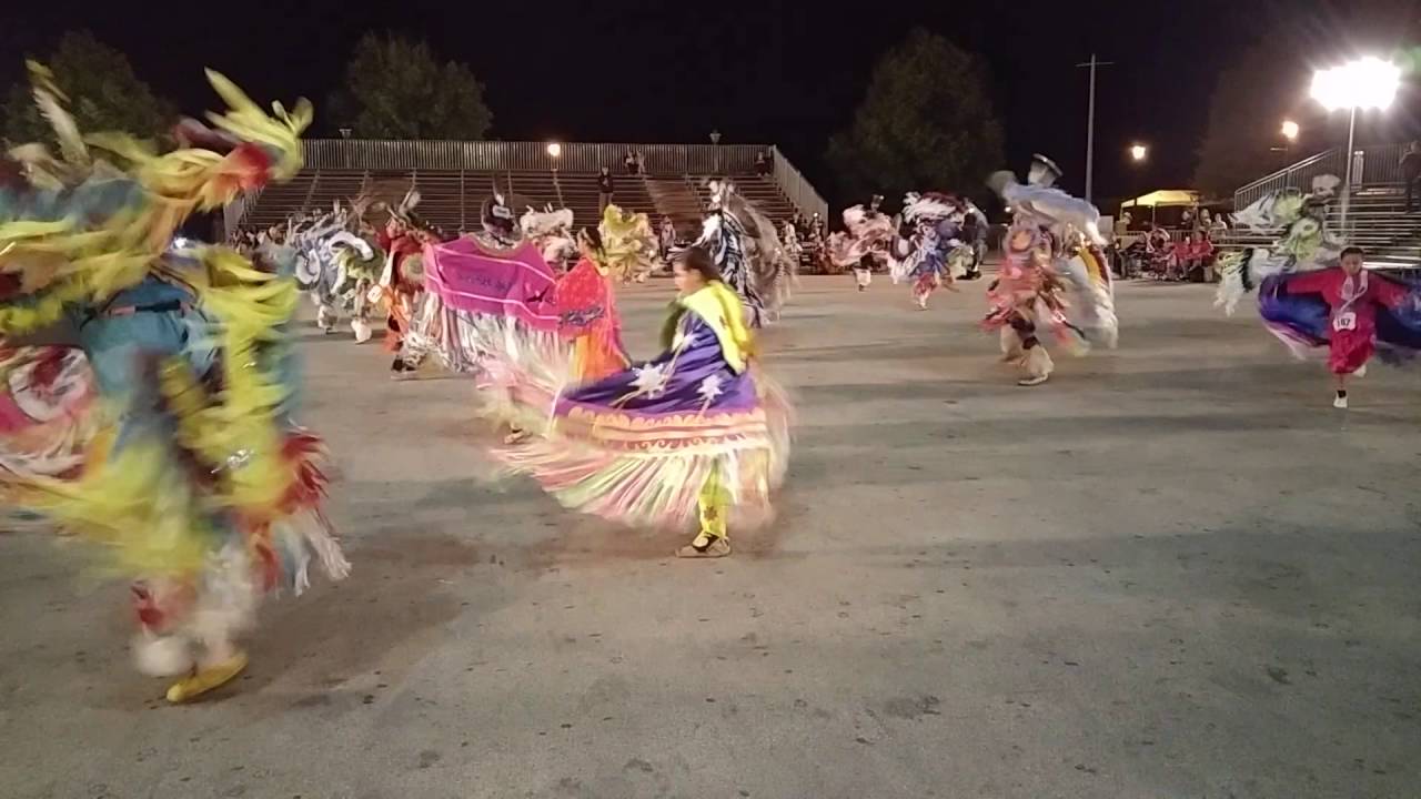 Fancy Dancers @ Indian Summer Festival Pw 2016 - YouTube