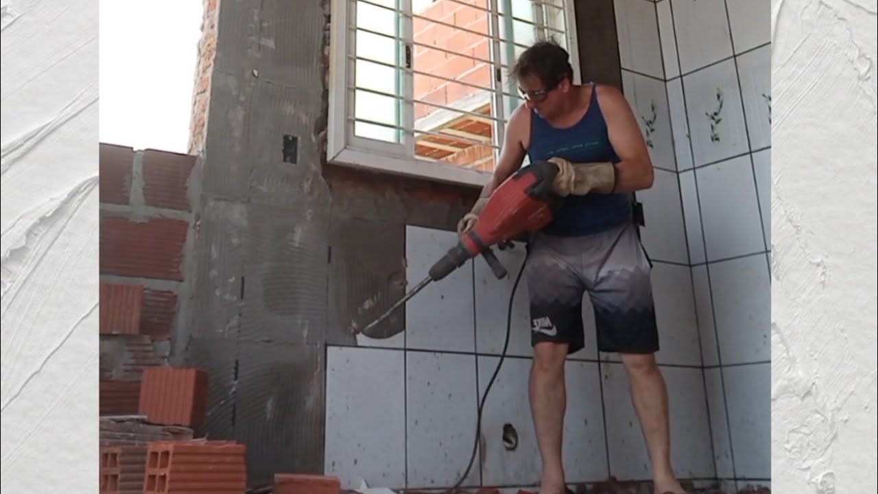 Quebrando as Paredes da casa mais uma etapa da obra - YouTube