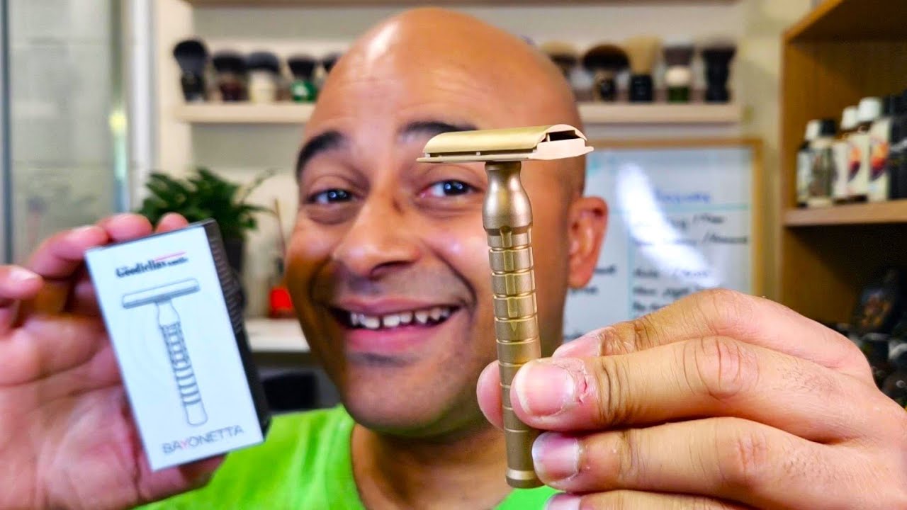 ASMR SHAVE BAYONETA Brass Razor by The Goodfellas Smile, first try ...