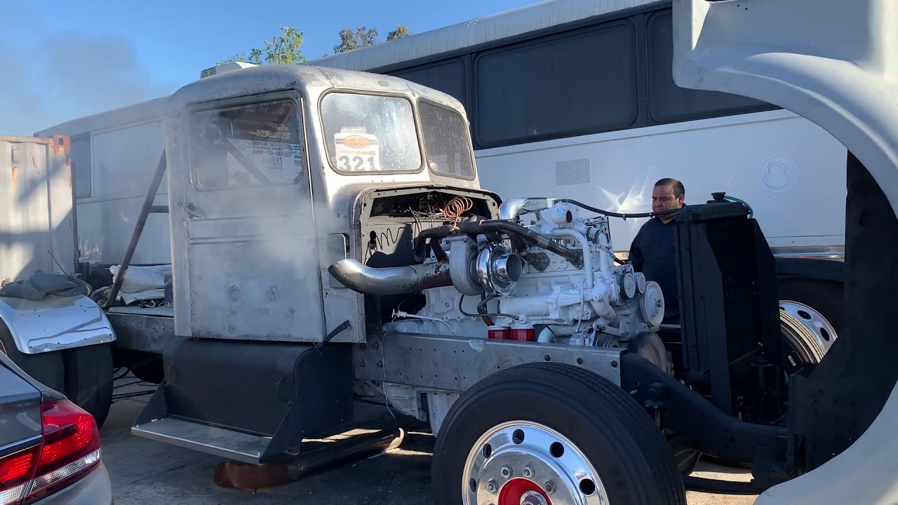 1957 Kenworth drag racing truck. - YouTube