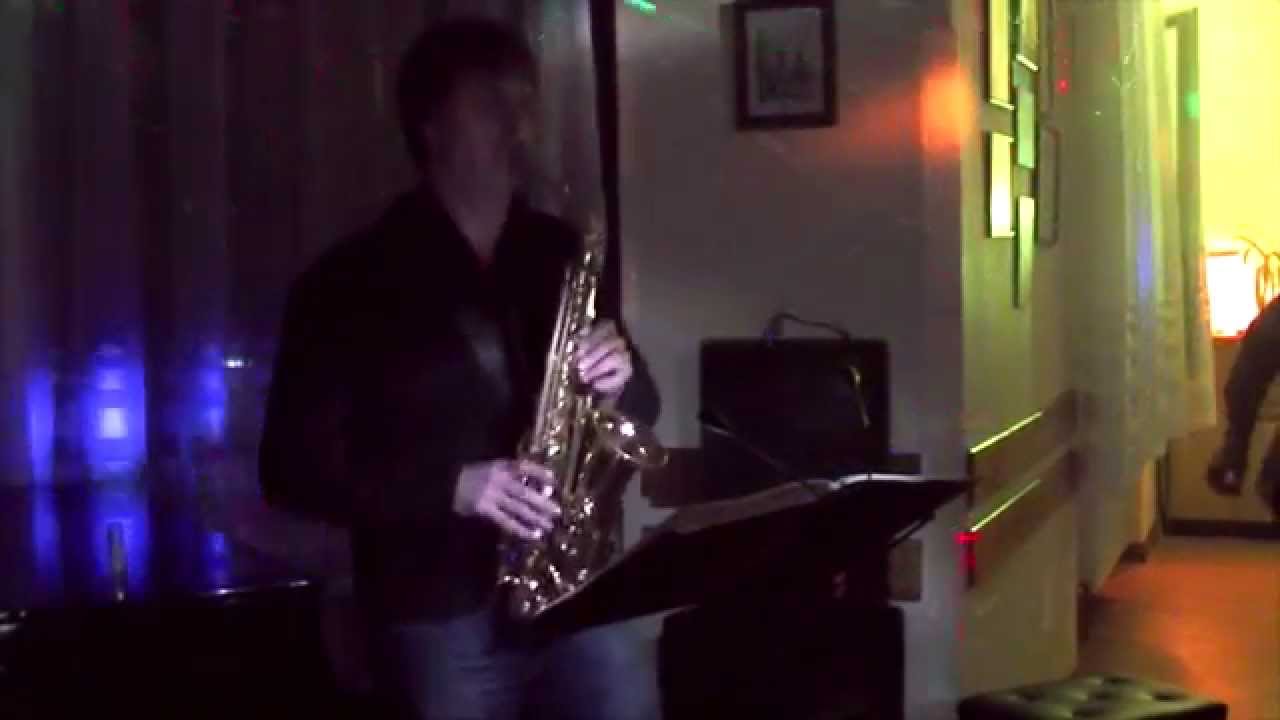 Saxophone in a disco in Poland( Yuriy Fedorenko) - YouTube