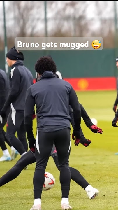 Bruno Getting Mugged By Ugarte Manchesterunited Football Manunited