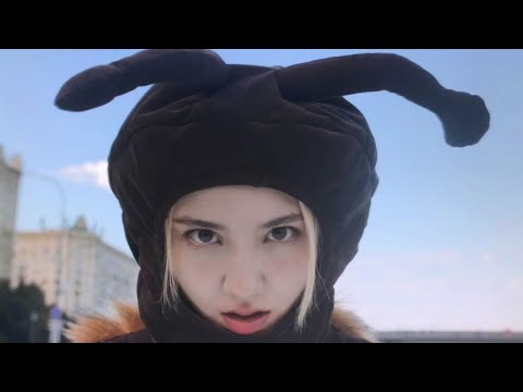 LIA LIA  -  I'm a Moth!!