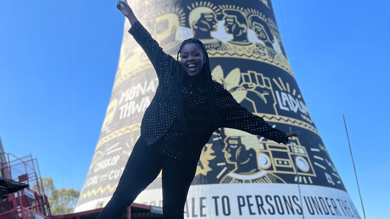 Bolele jumps from Soweto Towers - YouTube