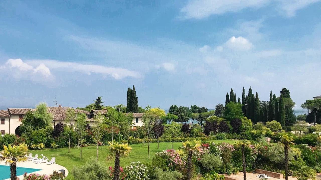 Casa di Alex | Sirmione, Sirmione, Italy - YouTube