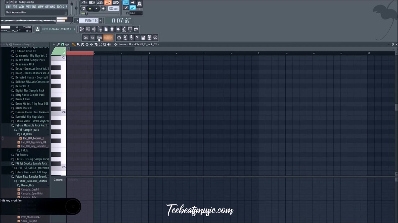 Trap Beats - Omnisphere Keyboards - YouTube