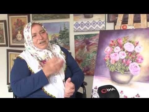 Engellere kafa tutan kadın: \