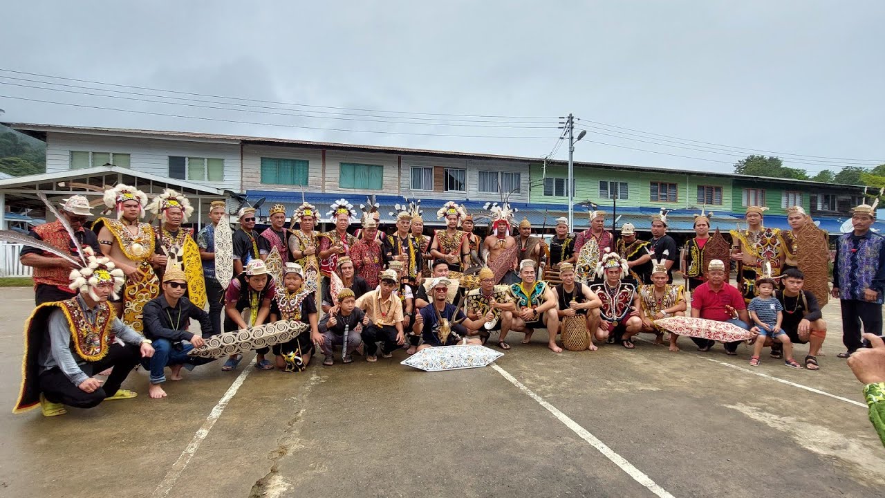 UMA BADENG,MUDUNG ABUN, SUNGAI DANGANG, BELAGA. - YouTube