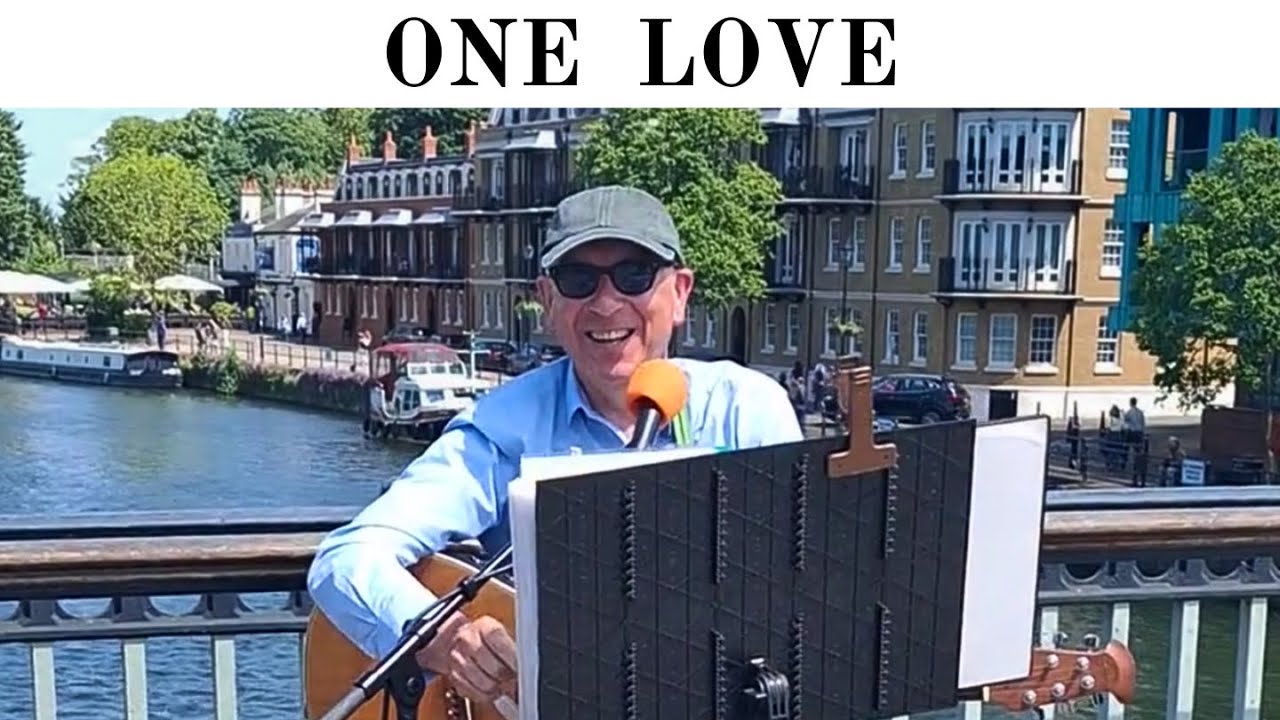 Phil : Street Music - YouTube