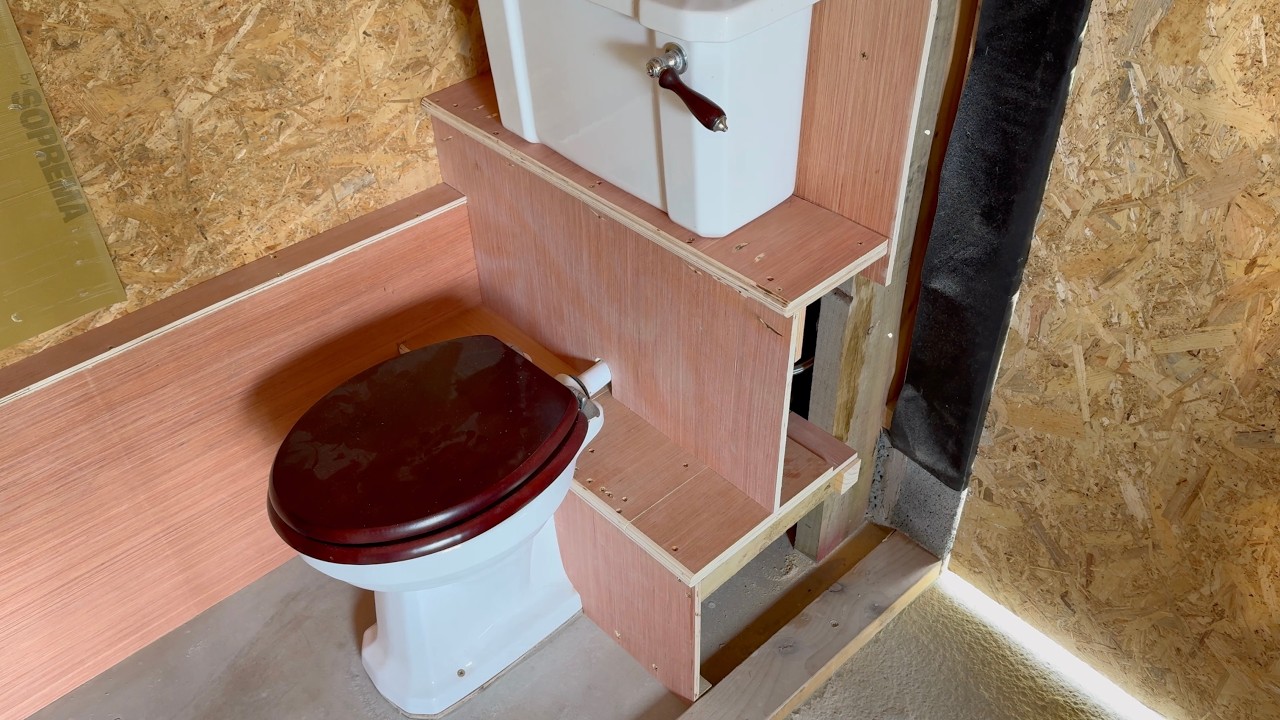 How to Make Loo Boxing in TIGHT Space!! - YouTube