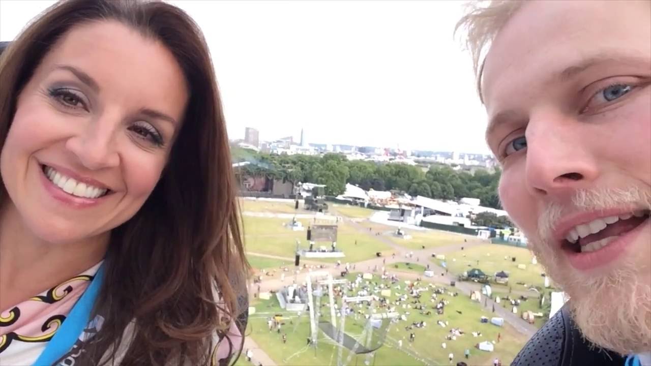Hanging out with Dragon Dens' Sarah Willingham at 100 feet high! - YouTube