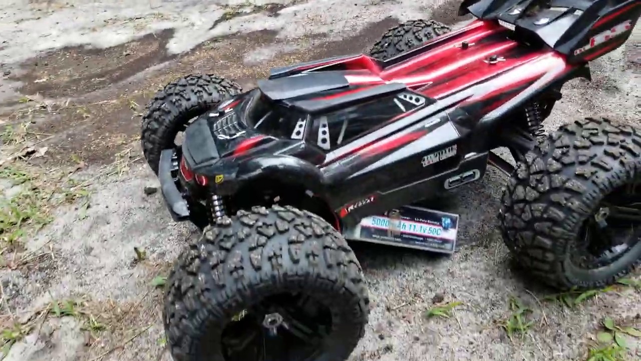 Redcat Racing TRMT8E BEAT DOWN - YouTube