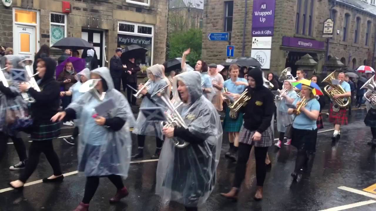 Whit Friday 2016 in Uppermill - YouTube