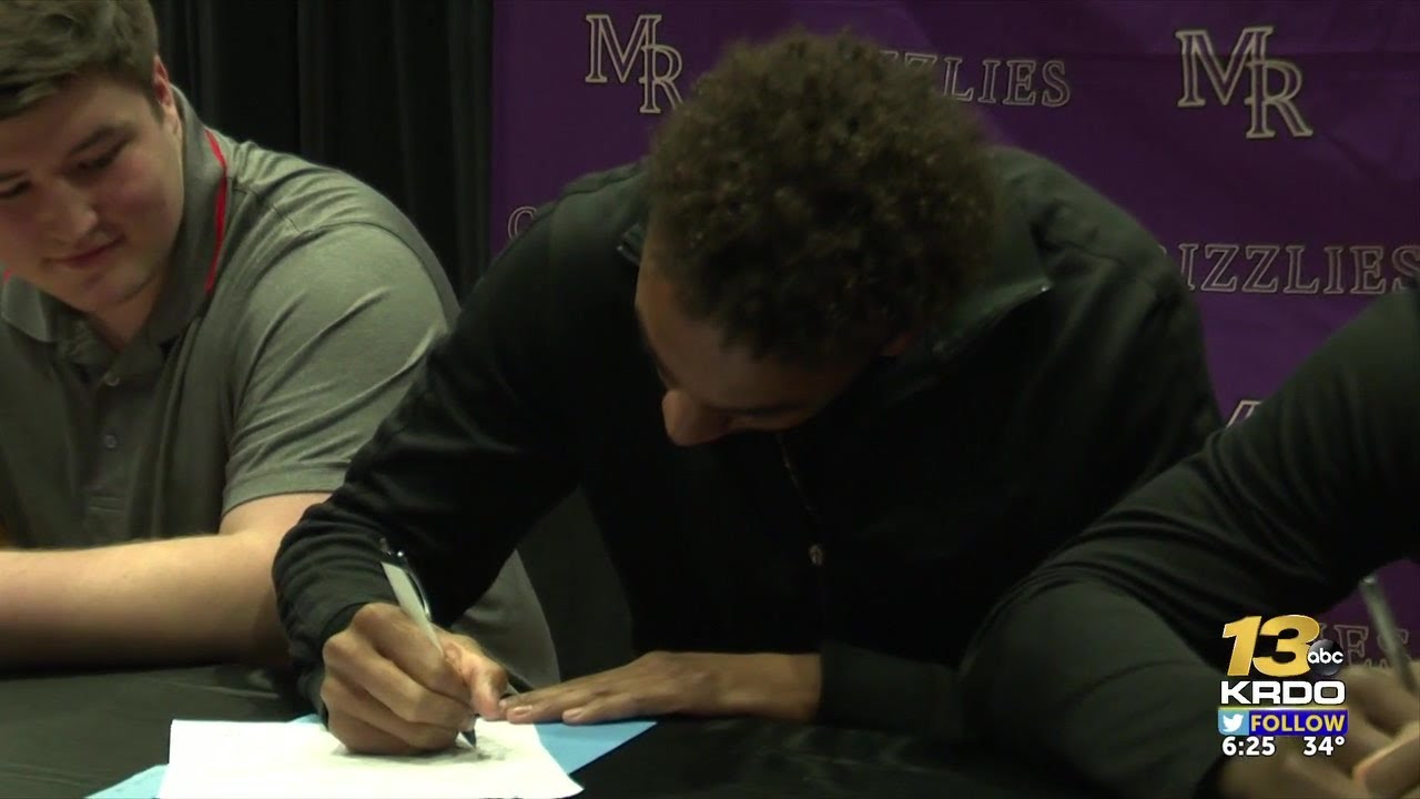 National Signing Day part 1 - YouTube