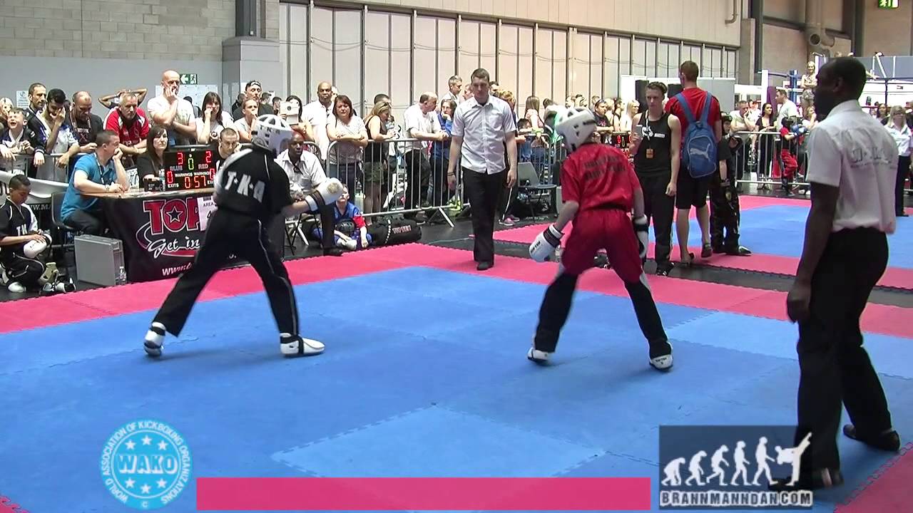 Zak Page v Finlay Ballantyne Top Ten British Championships 2014 - YouTube