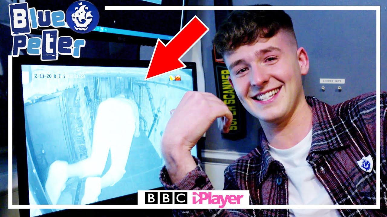 Adam Beales Prison ESCAPE ROOM Challenge! 👮 - YouTube