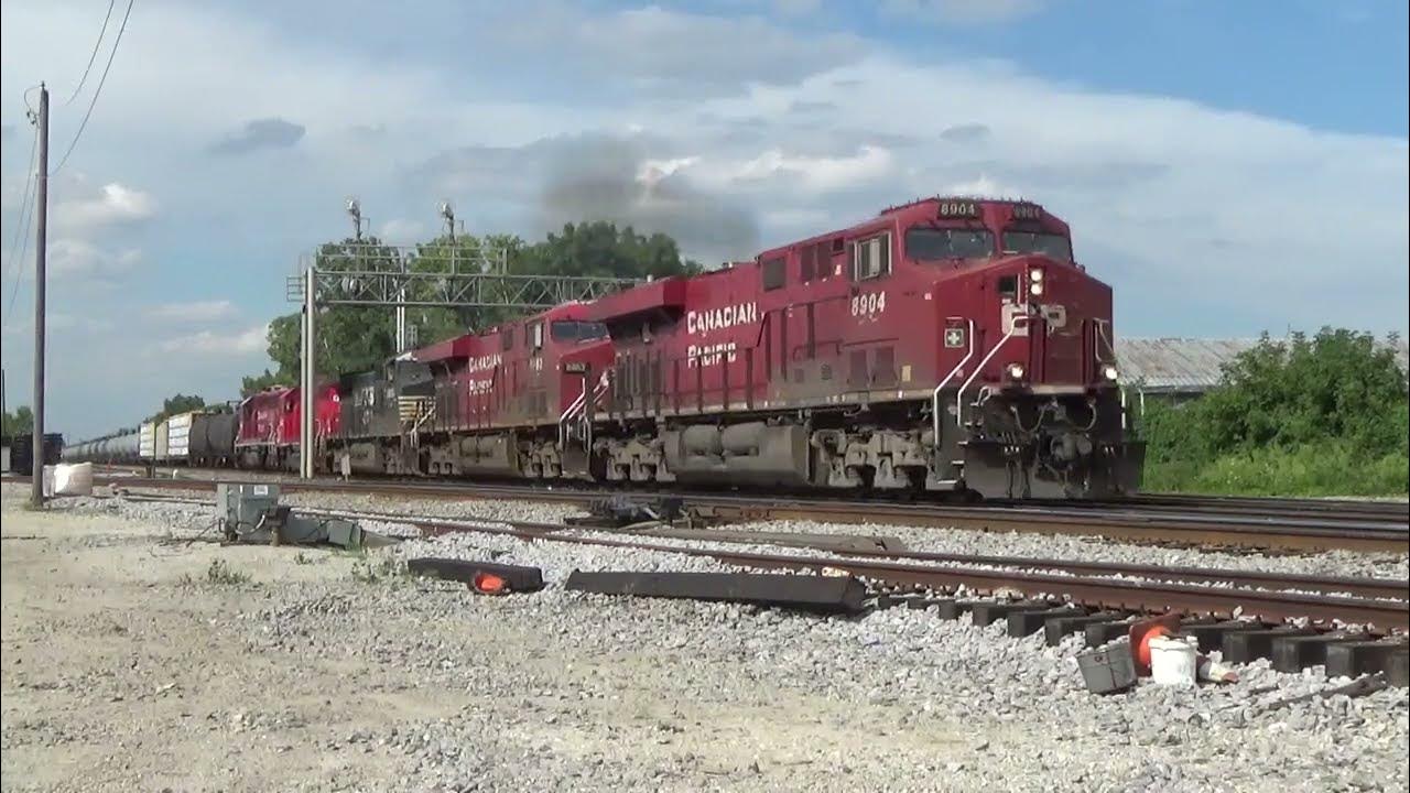 CP 8904 at Rondout, IL - YouTube