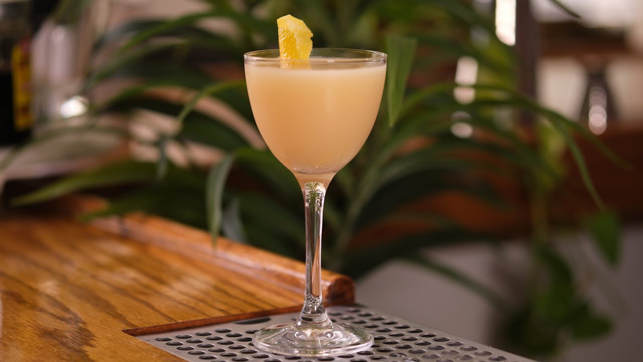 How to Make: The Army Navy Cocktail - YouTube